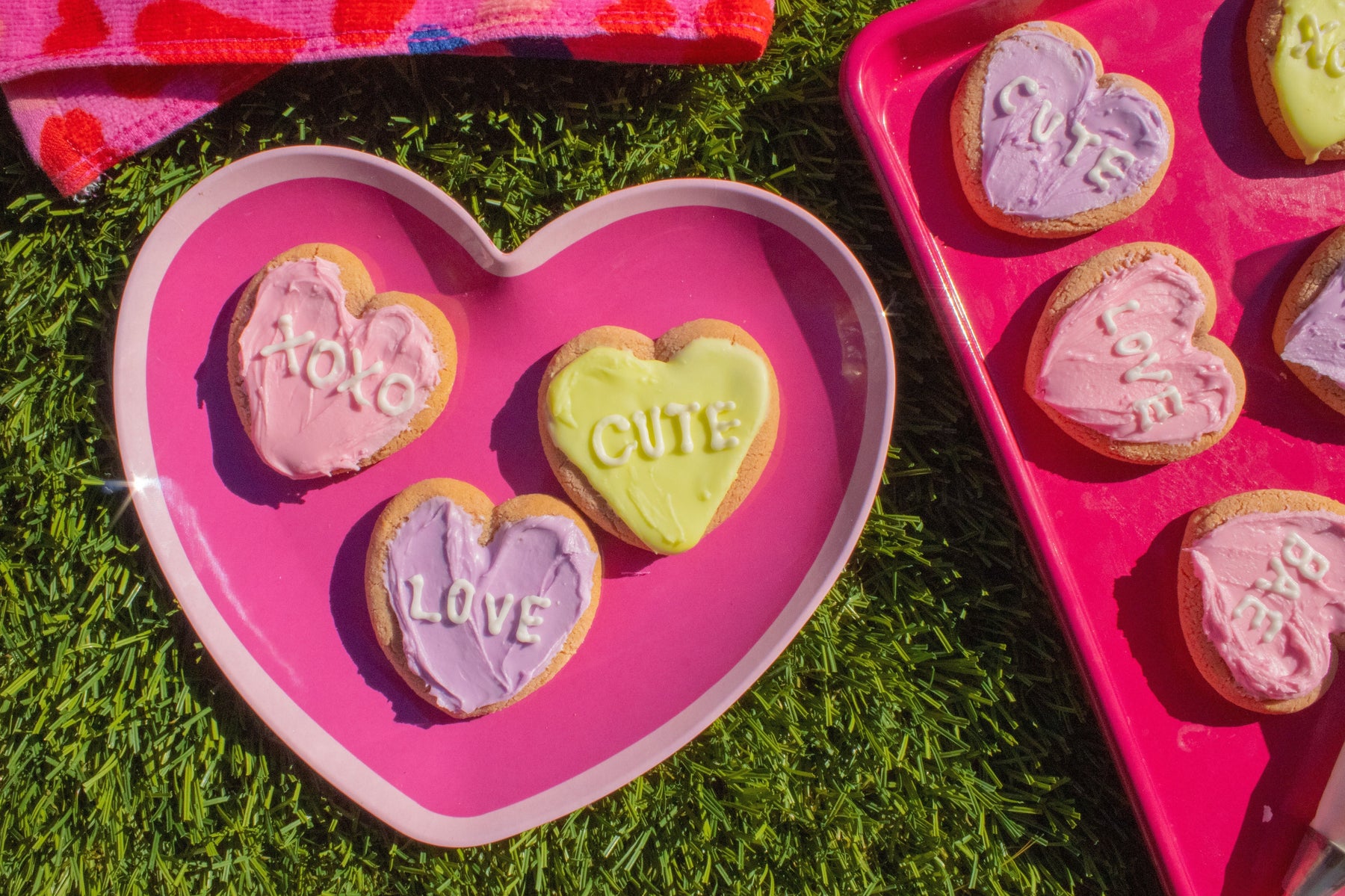 Easy Melted Snowman Cookies – Sweet Loren's